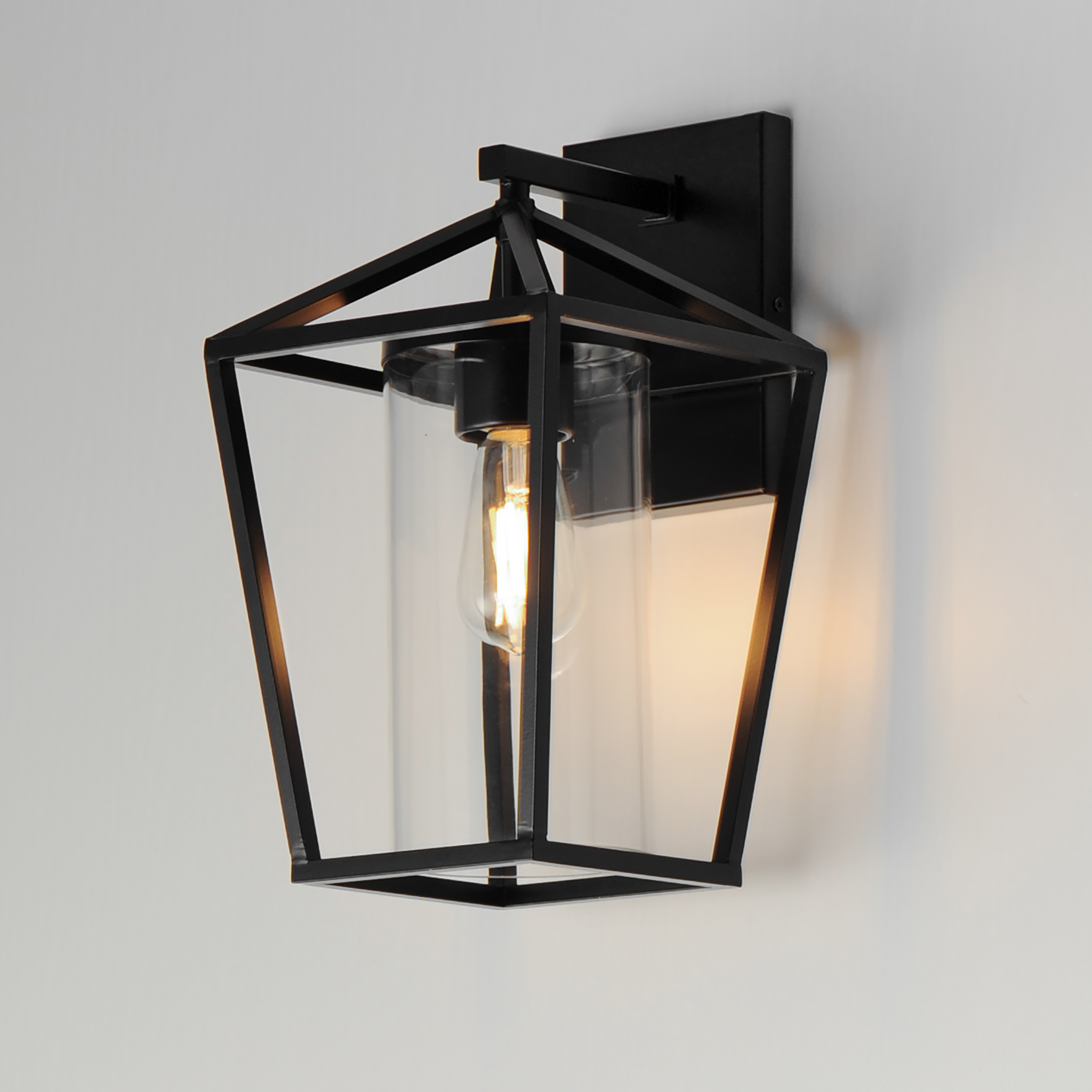 Gable 1-Light Outdoor Wall Sconce
